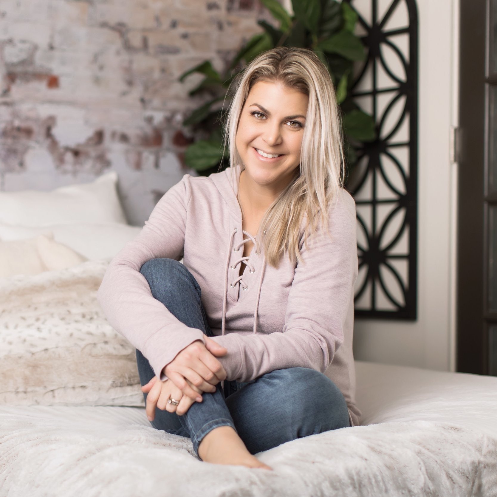 About — Lisa Holloway Photography