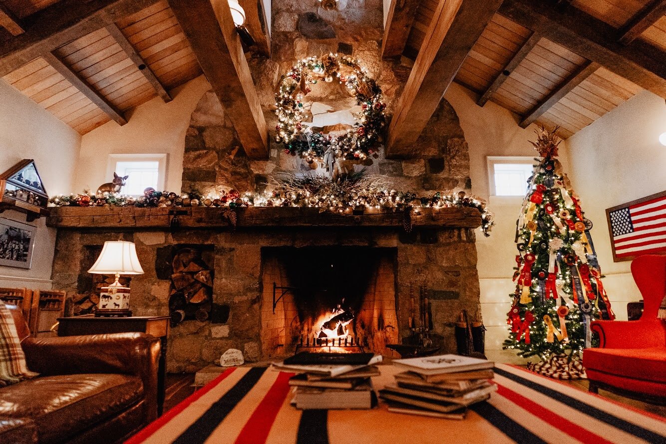 The White Horse Inn - Michigan's Historic Restaurant