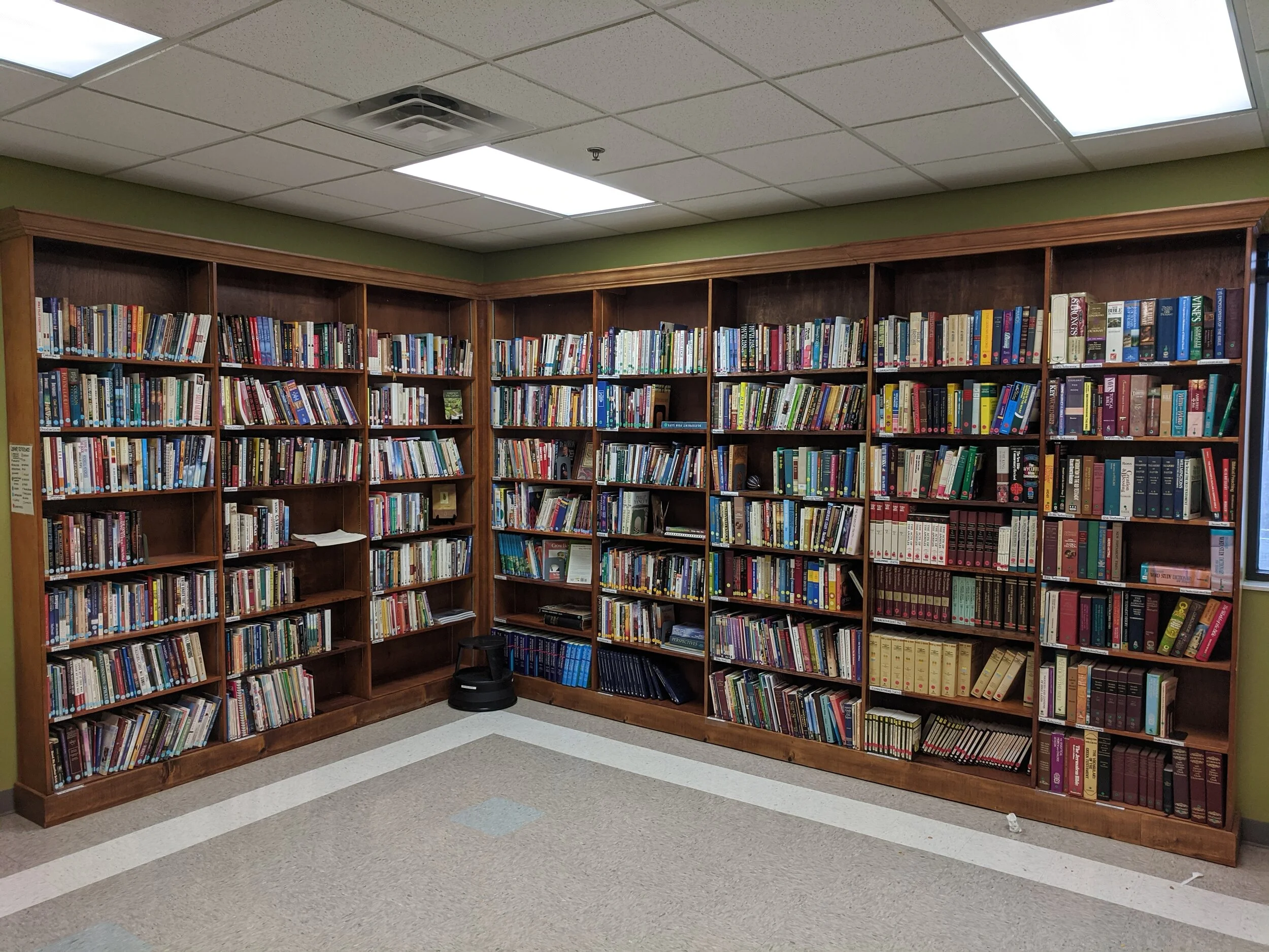 Lending Library — Signal Mountain Bible Church