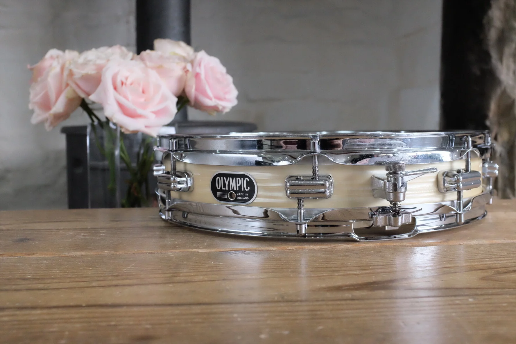 1960s Olympic 'Discus' 14x3" in White Silk Pearl — JOE COX DRUMS