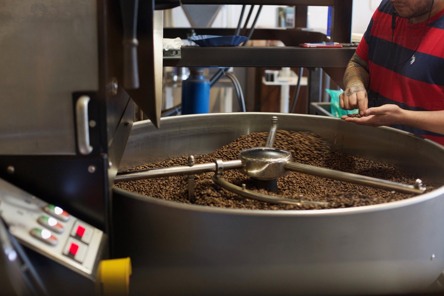DEVOCIÓN ROASTERY & CAFÉ: 'FROM TREE TO CUP' — Hazel Noix
