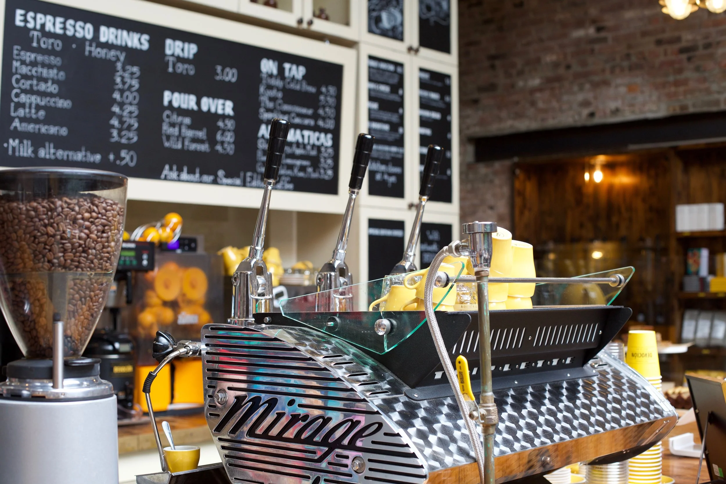 DEVOCIÓN ROASTERY & CAFÉ: 'FROM TREE TO CUP' — Hazel Noix
