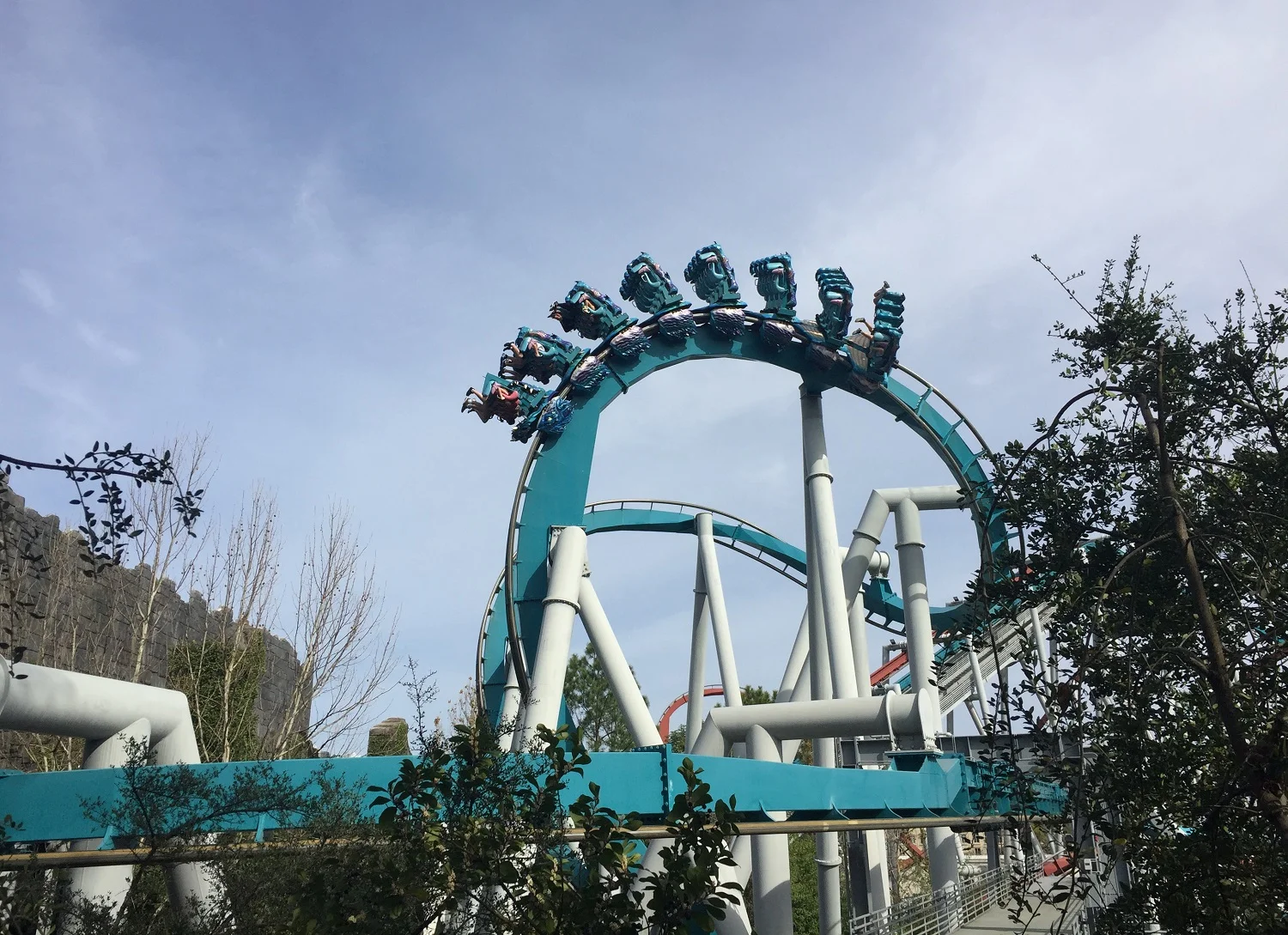 Dragon Challenge Entrance