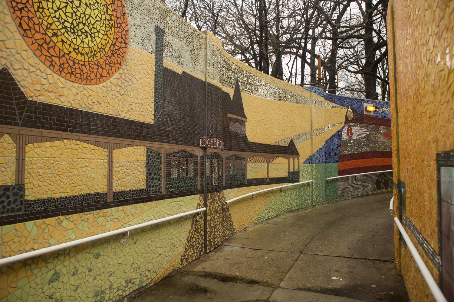 Edgebrook Metra Underpass — Green Star Movement