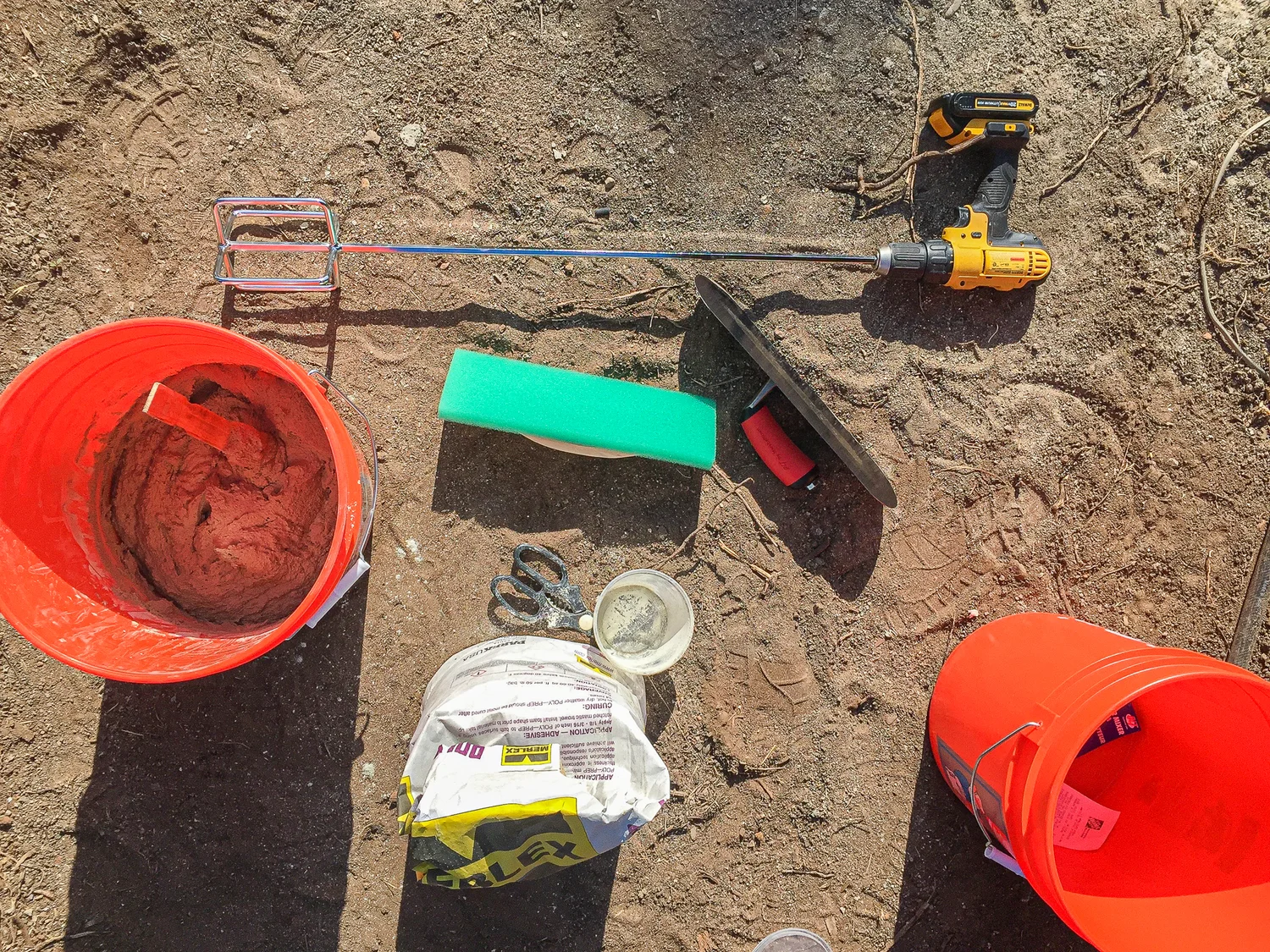 How to Repair Stucco on a House Foundation: A DIY Guide — The Gold Hive