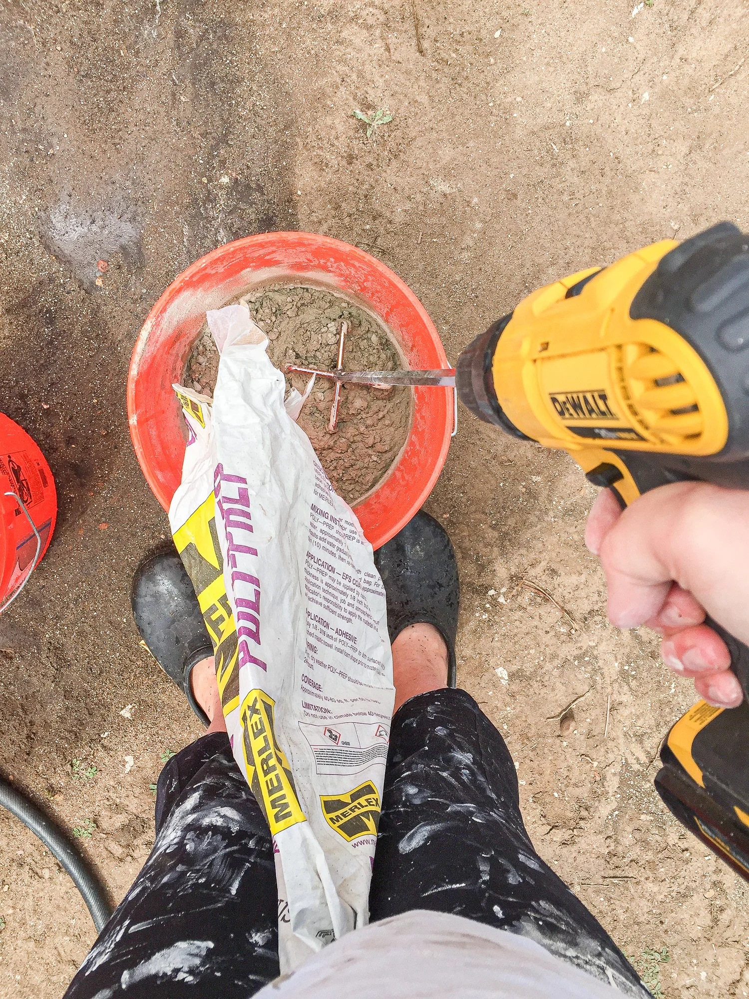 How to Repair Stucco on a House Foundation: A DIY Guide — The Gold Hive