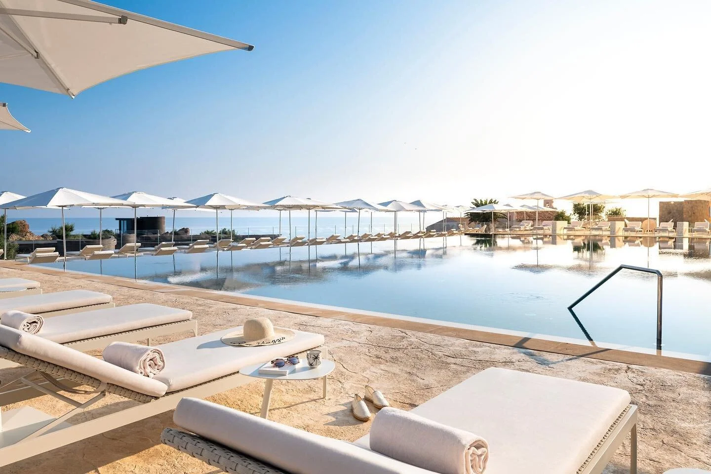 DayPass | Hotel Day Pass Reservation to Pools, Resorts and Spas