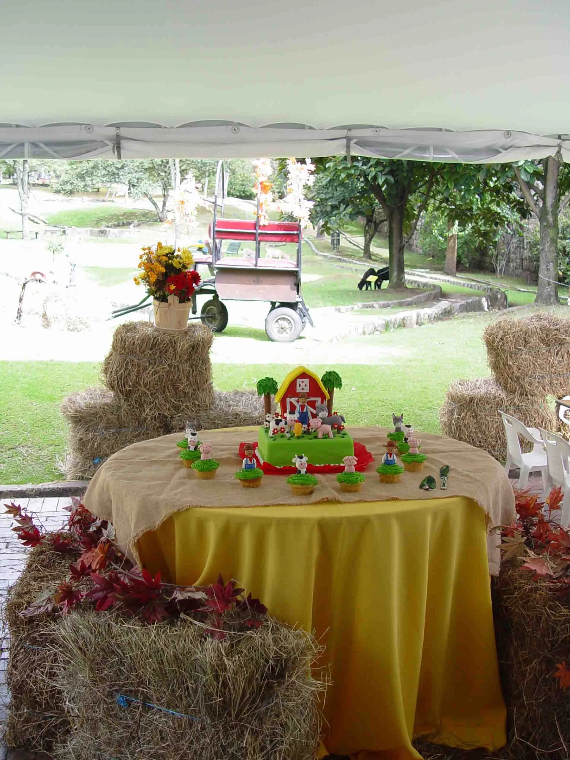 EVENTOS — CATERING - BANQUETES CAMAREZ