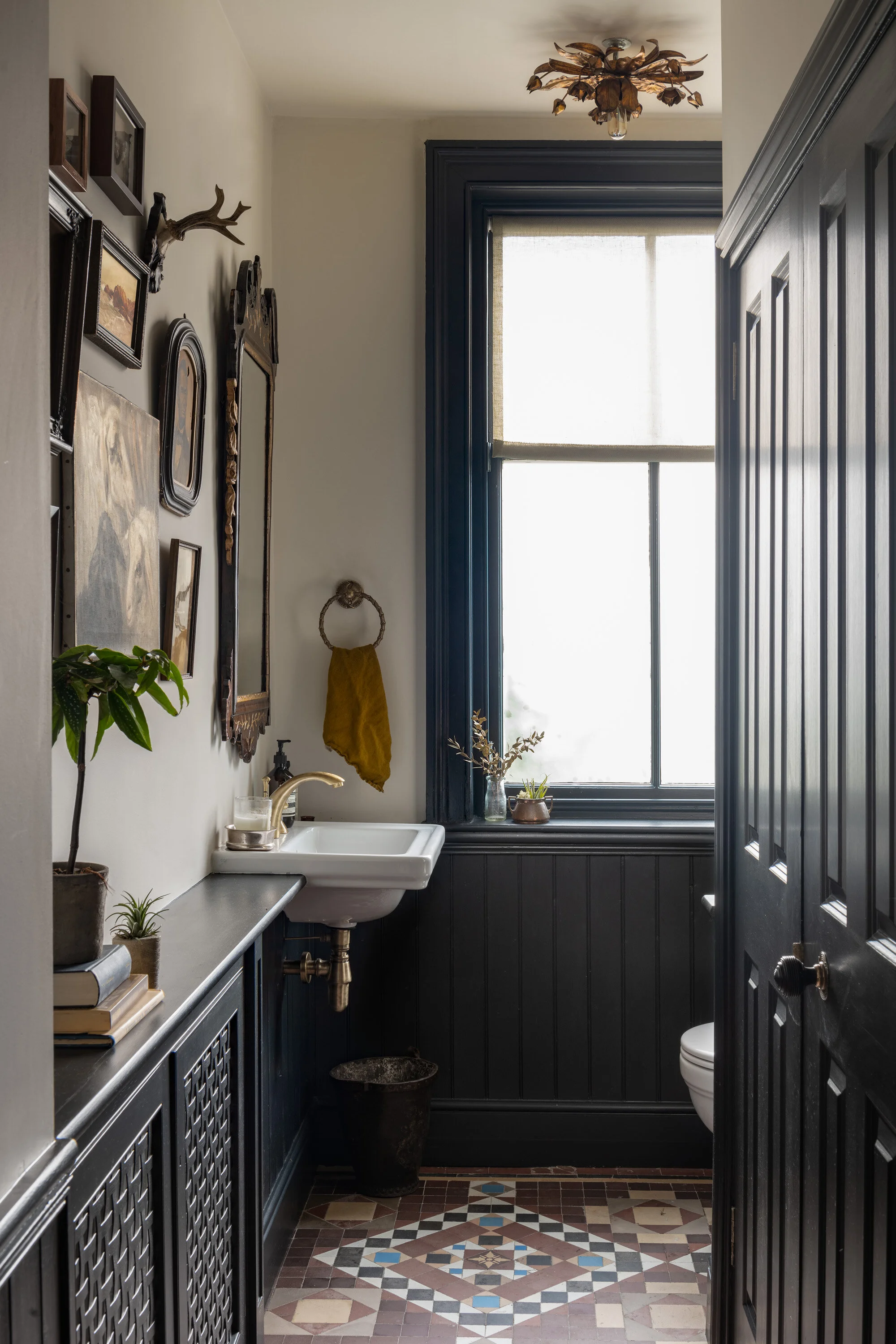 INTERIORS BY LISA GUEST