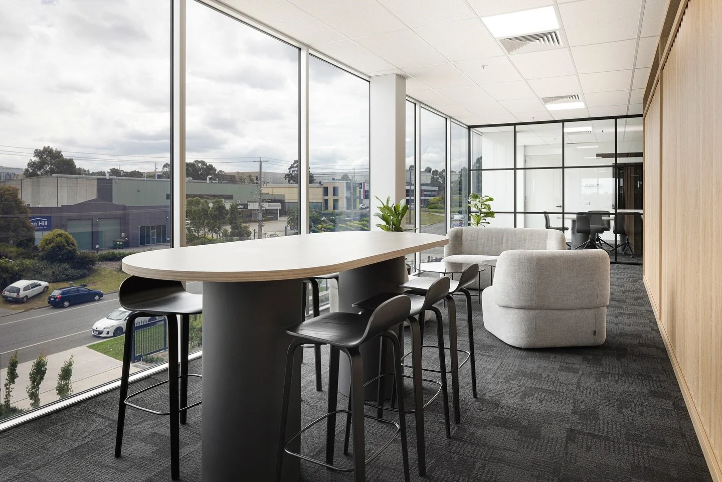 Beyond Aesthetics: How Organic Design Influences Modern Workspace ...