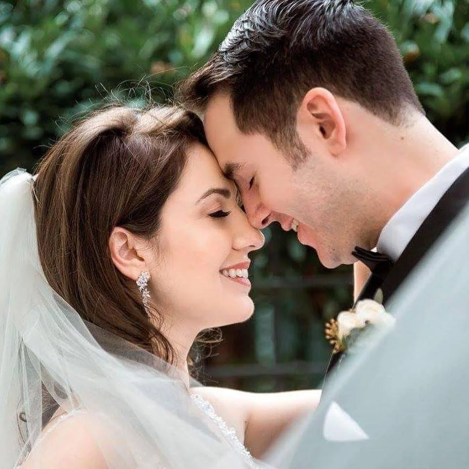 Modern Bridal Studio