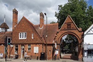 Marlow — Duck Pond Market