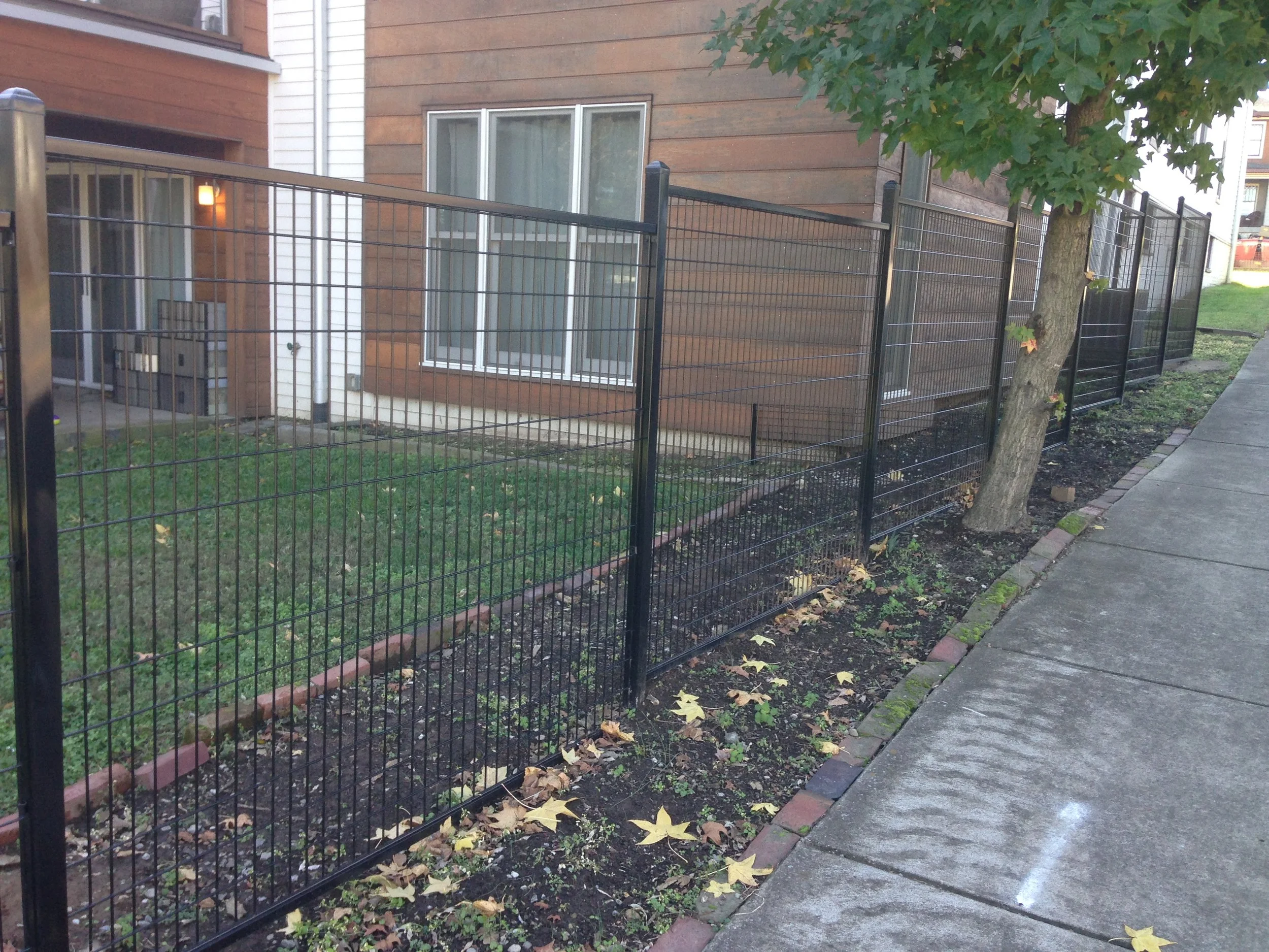 Metal Fences — Nashville Fence & Deck