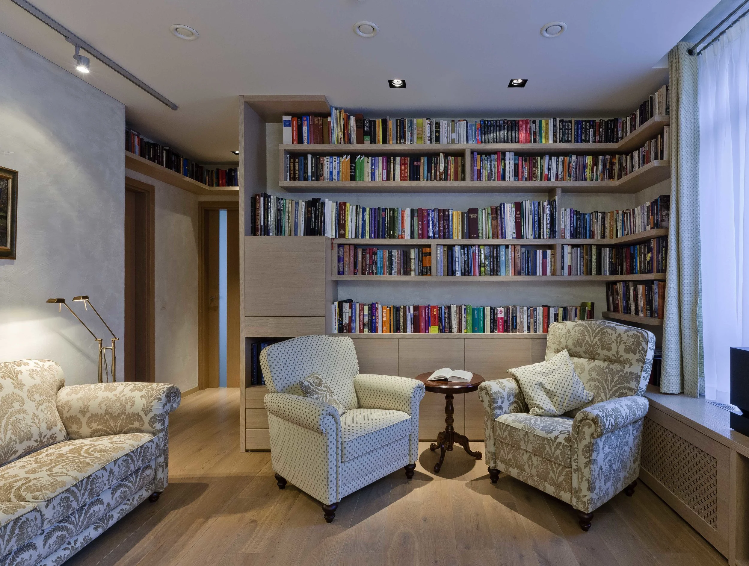 Buto interjeras / MODERNI TRADICIJA — Adomonis Architects