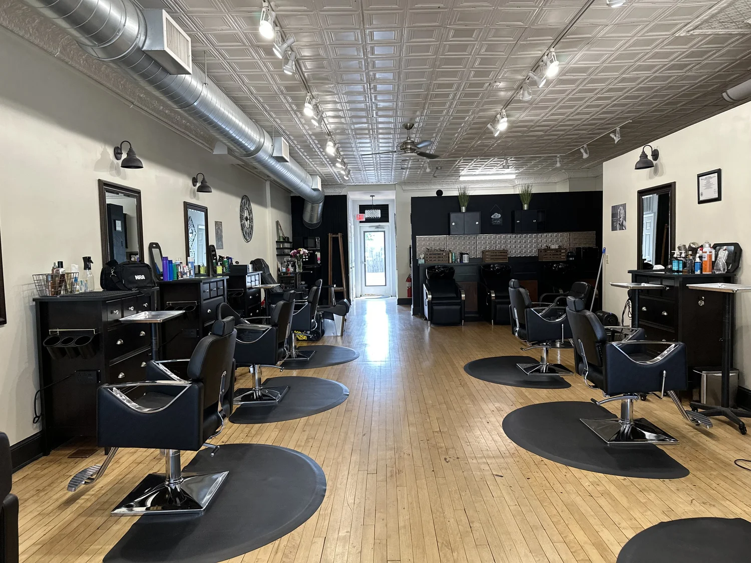 In-Style Hair Studio