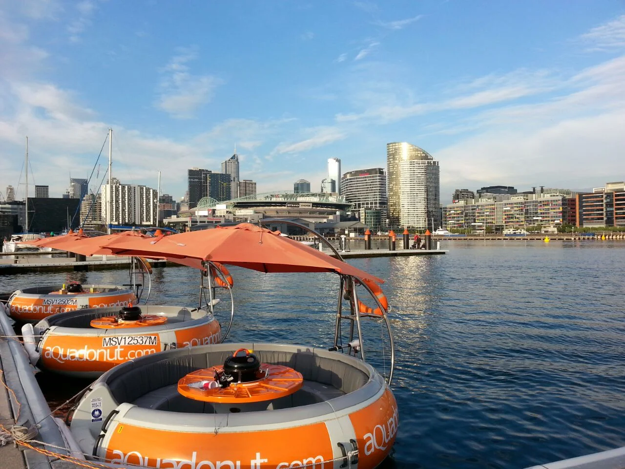 boat hire melbourne | yarra river boat hire |Aquadonut — Boat Hire ...