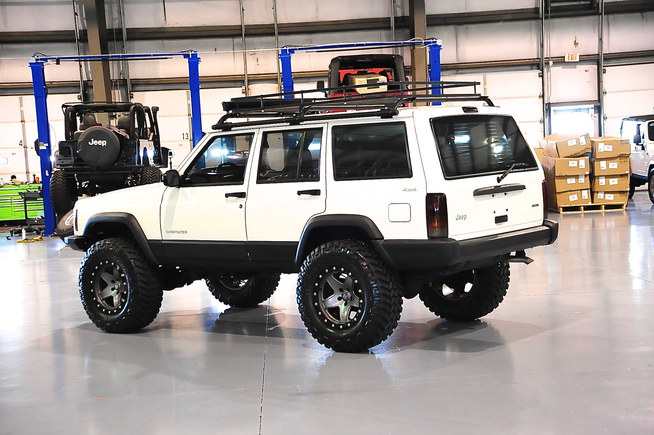 XJ_white_stg3_75k — Davis Autosports