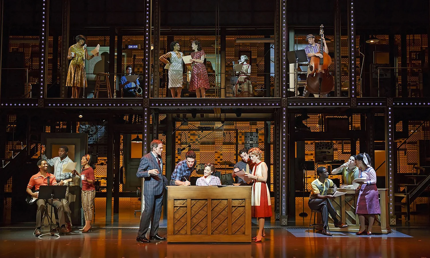 DEREK McLANE SCENIC DESIGN