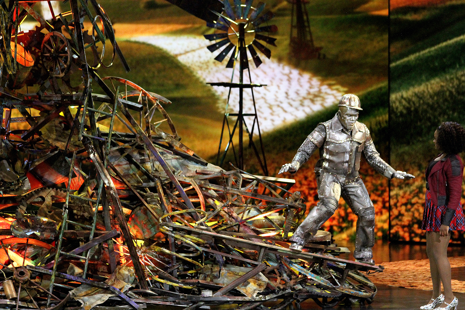 The WIZ LIVE! — DEREK McLANE SCENIC DESIGN