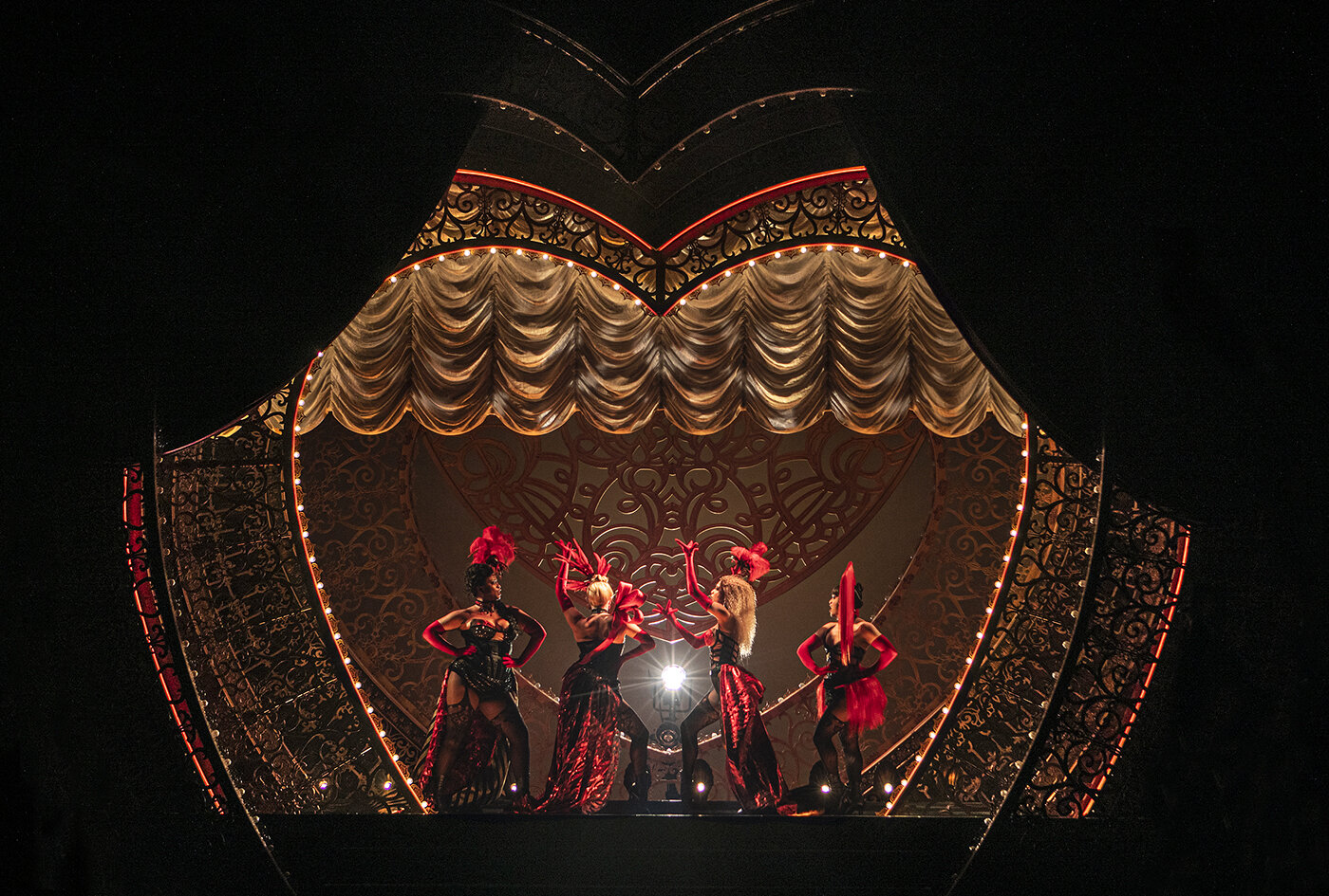 DEREK McLANE SCENIC DESIGN