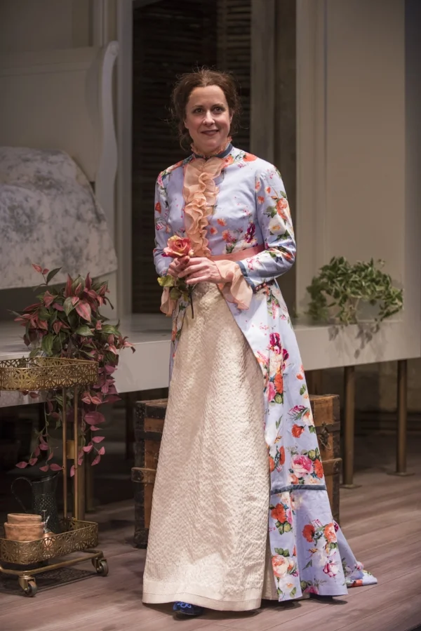 PICKSINSIX Review: The Belle of Amherst — CONVERSATIONS with Ed Tracy