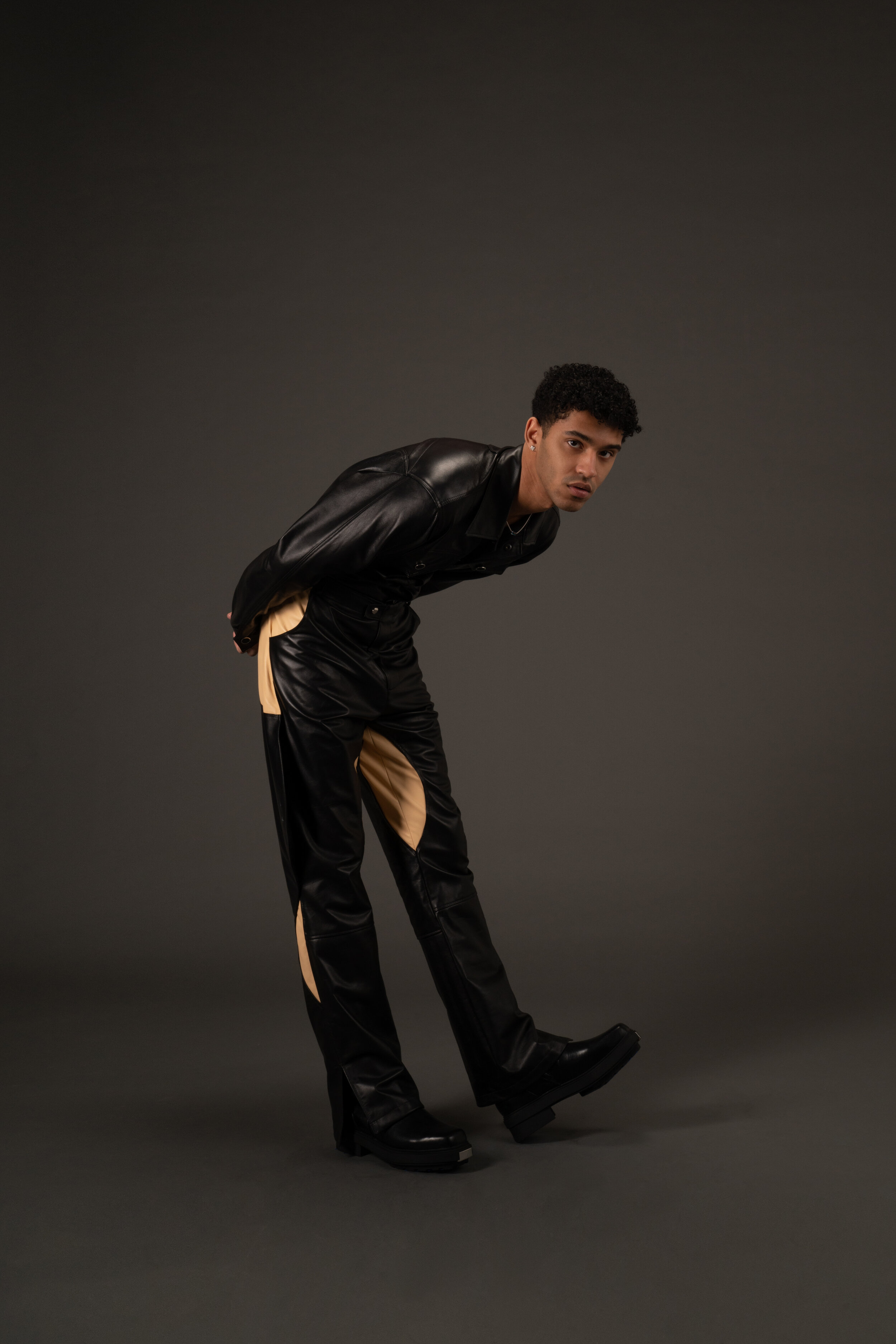 SHOP — HEAD OF STATE