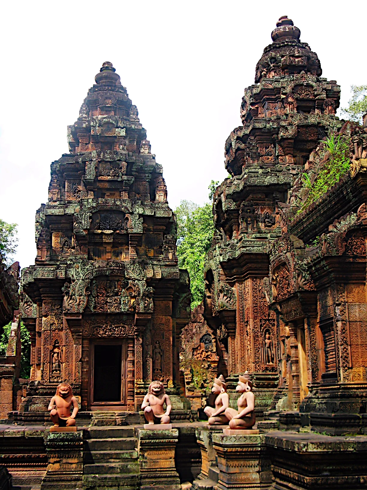 Banteay Srei, Angkor’s Pretty in Pink Temple