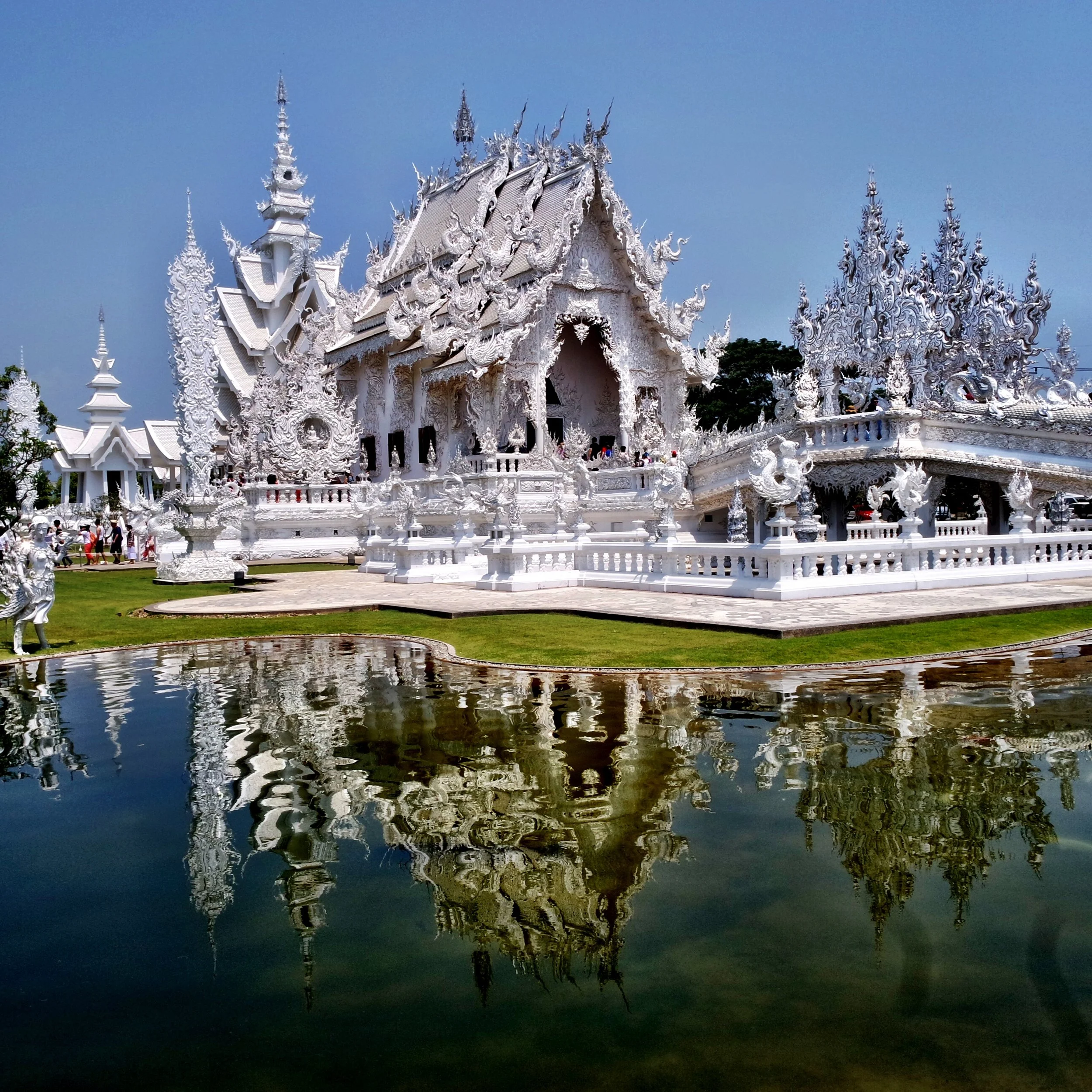 Wat Rong Khun, Chiang Rai’s White Temple
