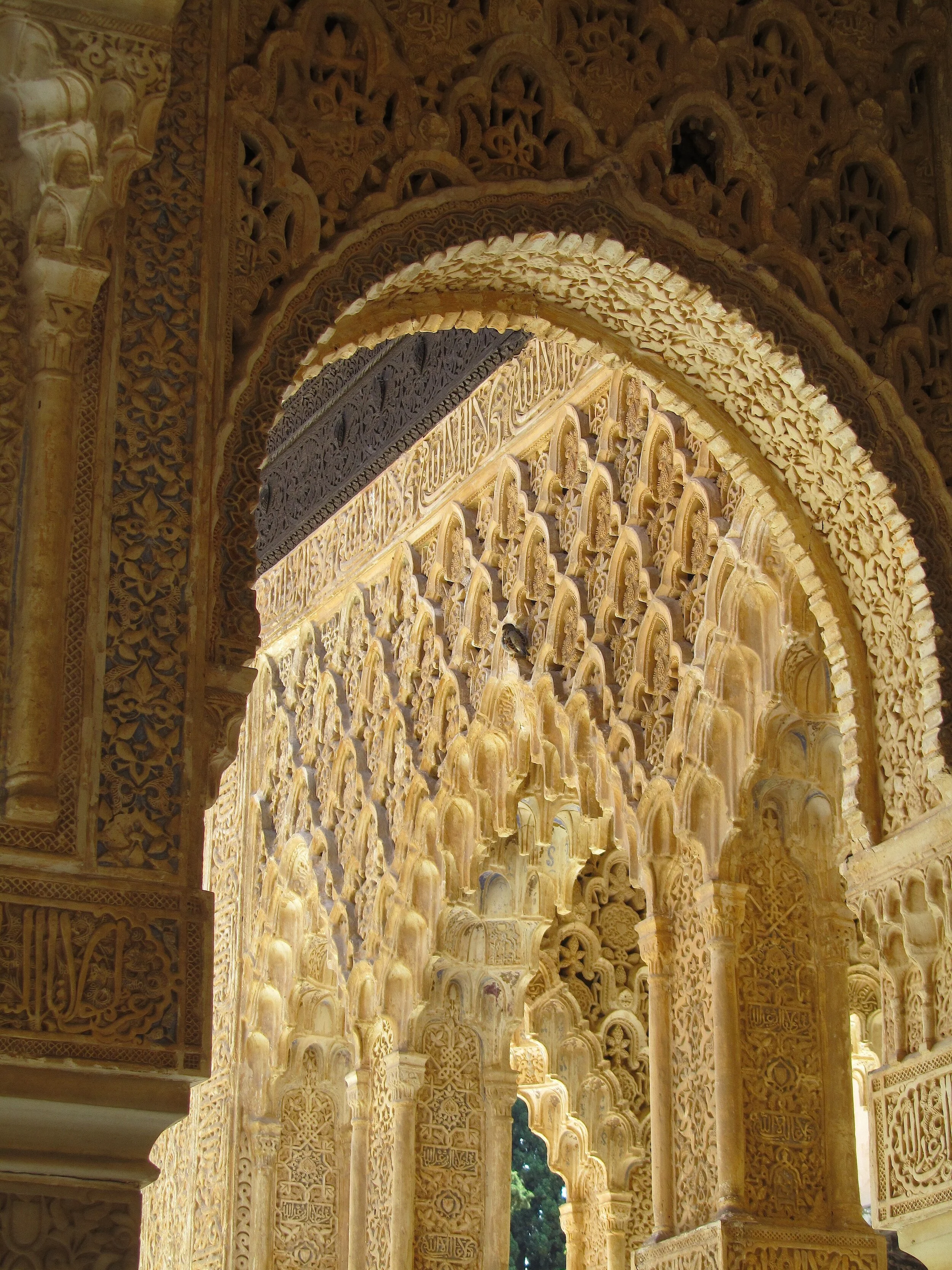The Mind-Bogglingly Gorgeous Nasrid Palaces at the Alhambra — The Not ...