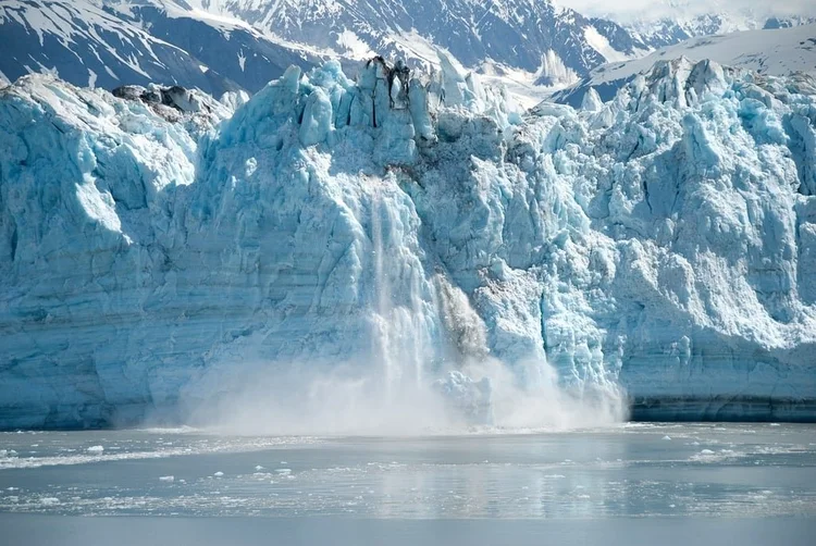 Alaska’s Natural Wonders: An Adventurous Traveler’s Guide to the Last ...