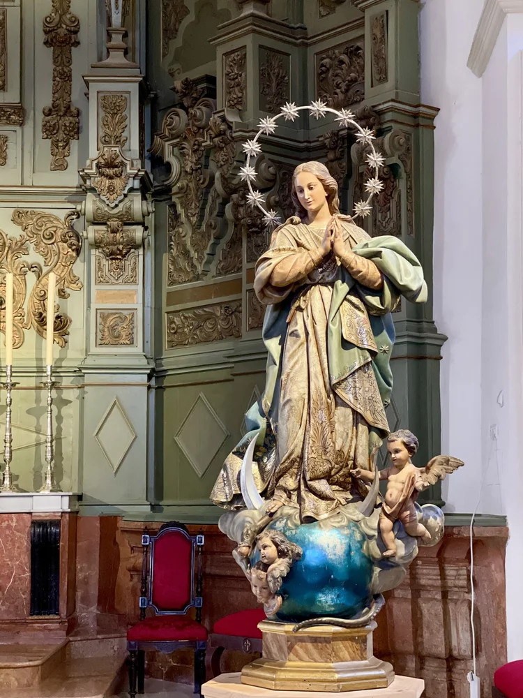 Saints, Statues and Semana Santa: A Tour of Iglesia de Santiago Apóstol ...
