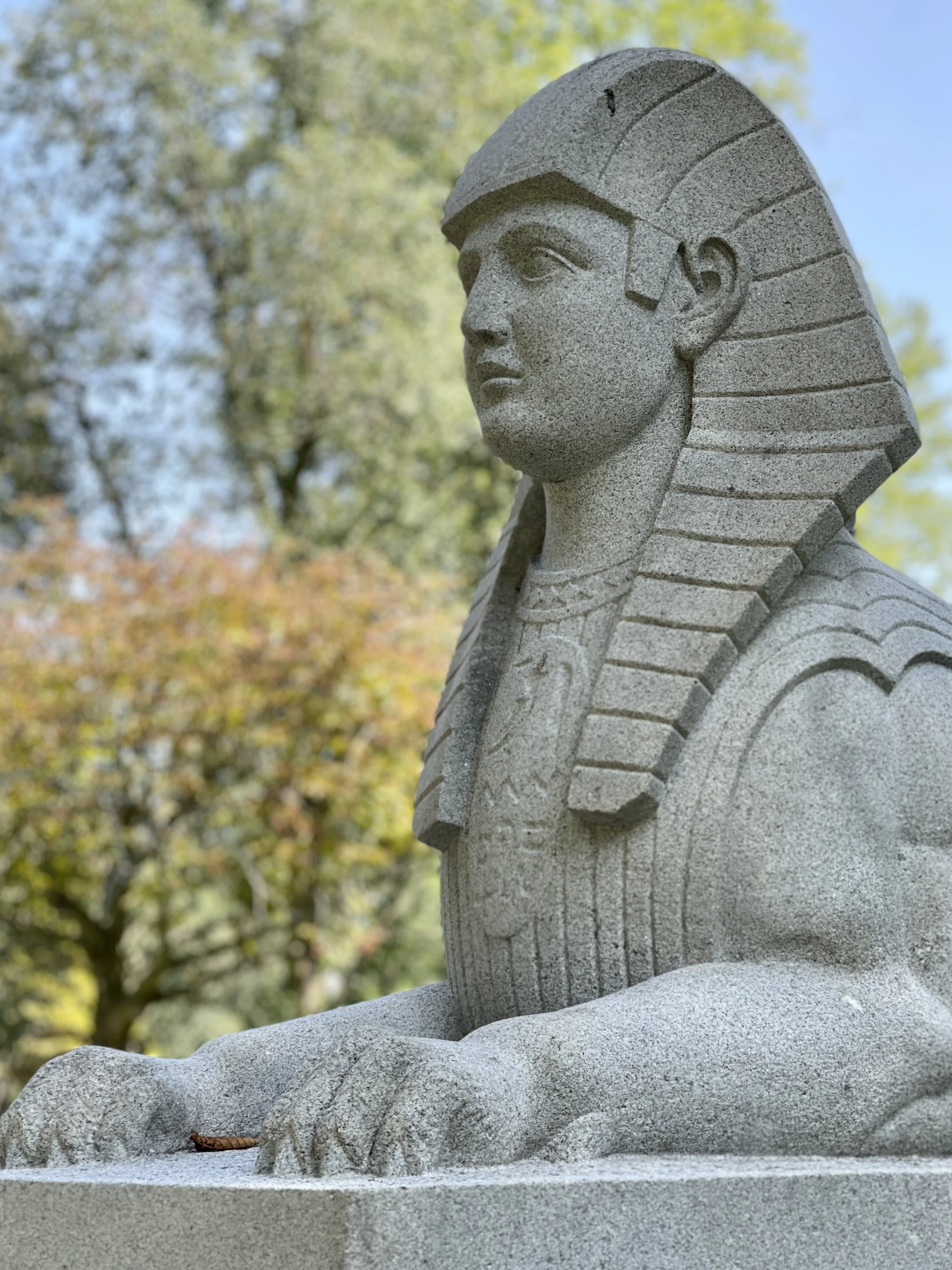 Forest Lawn Cemetery: Lost Among the Dead