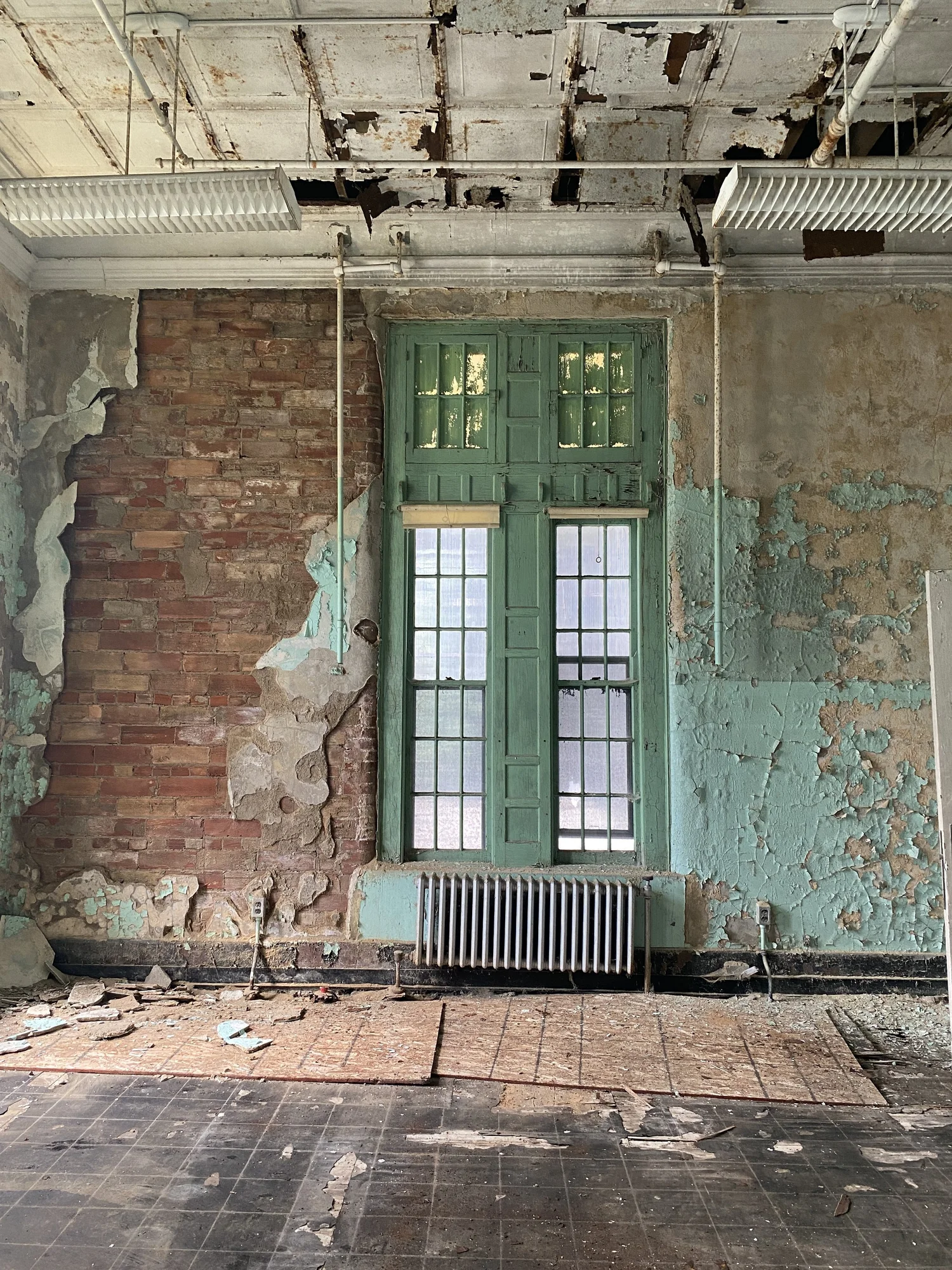 Mayhem, Madness and Mystery at the Abandoned Buffalo State Asylum