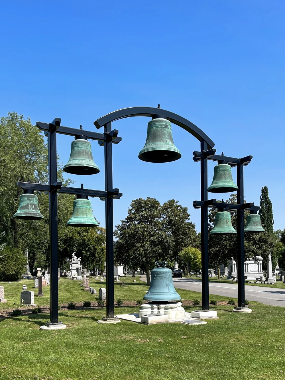 Forest Lawn Cemetery: Lost Among the Dead