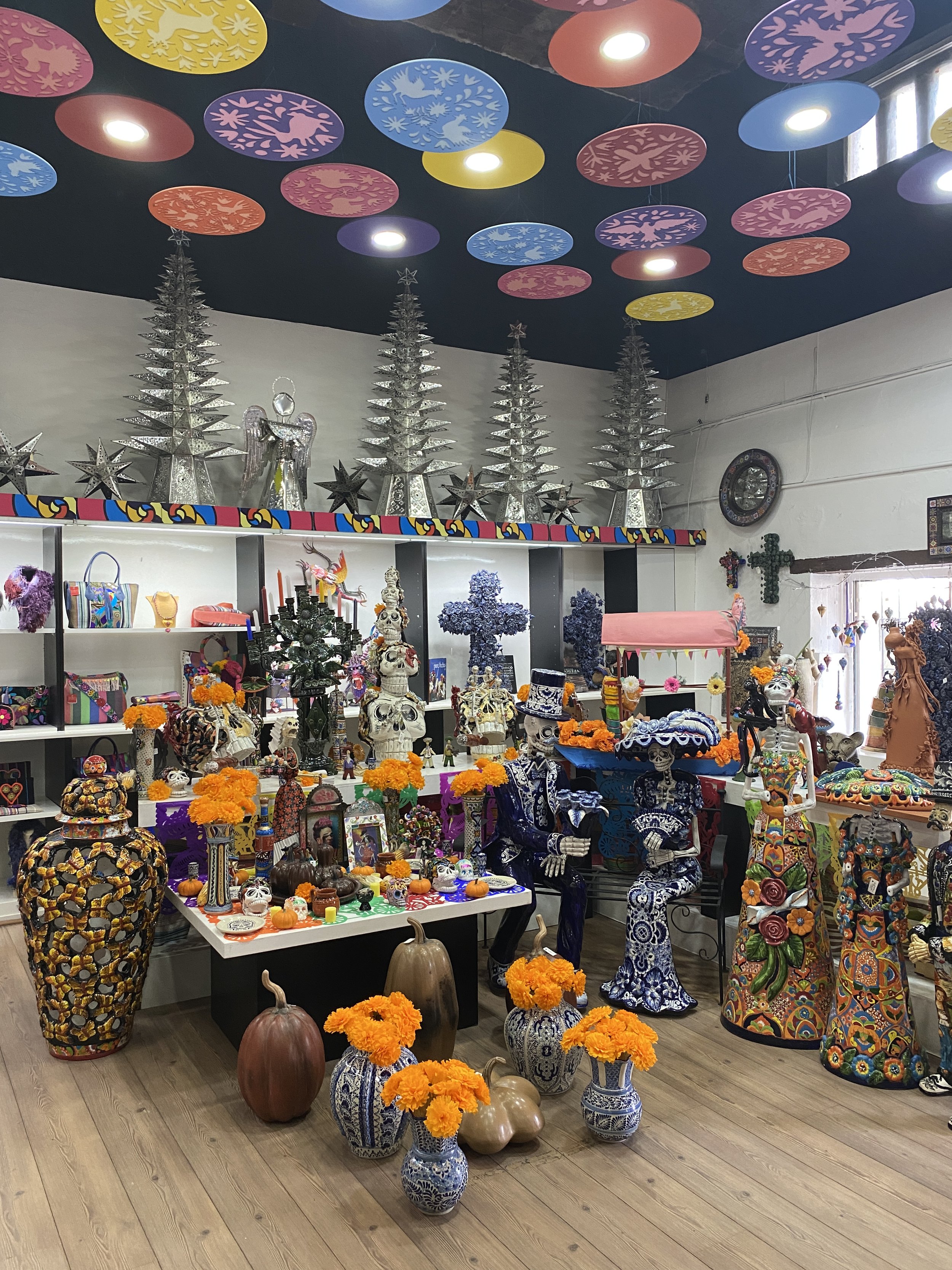 Catch the Bazar Sábado While You Can