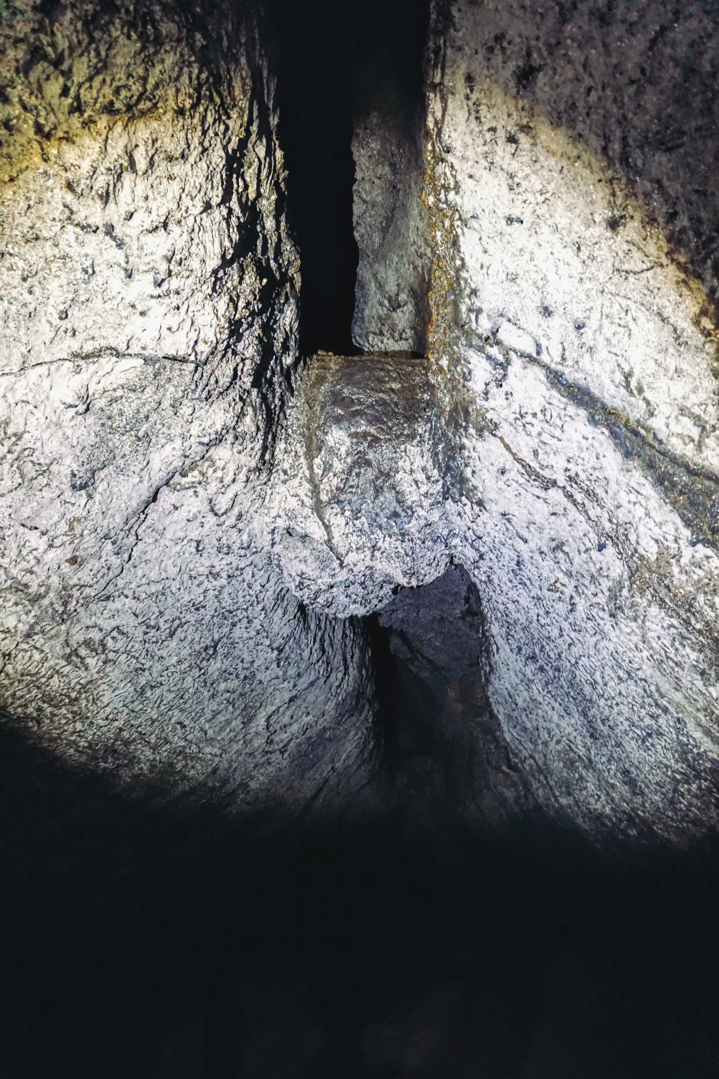 Exploring Ape Cave — Pacific North Wanderers
