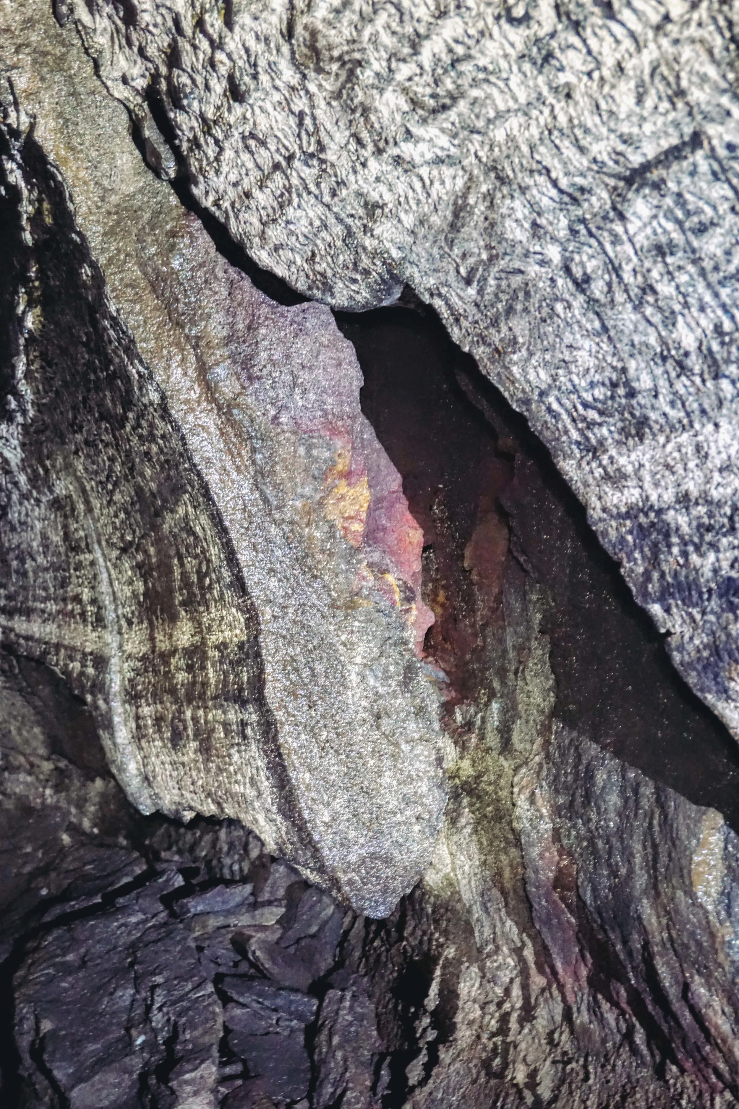 Exploring Ape Cave — Pacific North Wanderers
