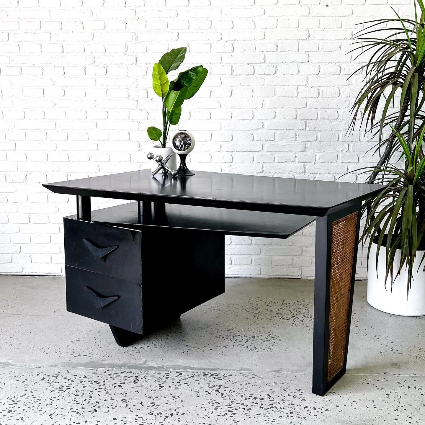 Flux Modern MID CENTURY MODERN & VINTAGE HOME FURNISHINGS