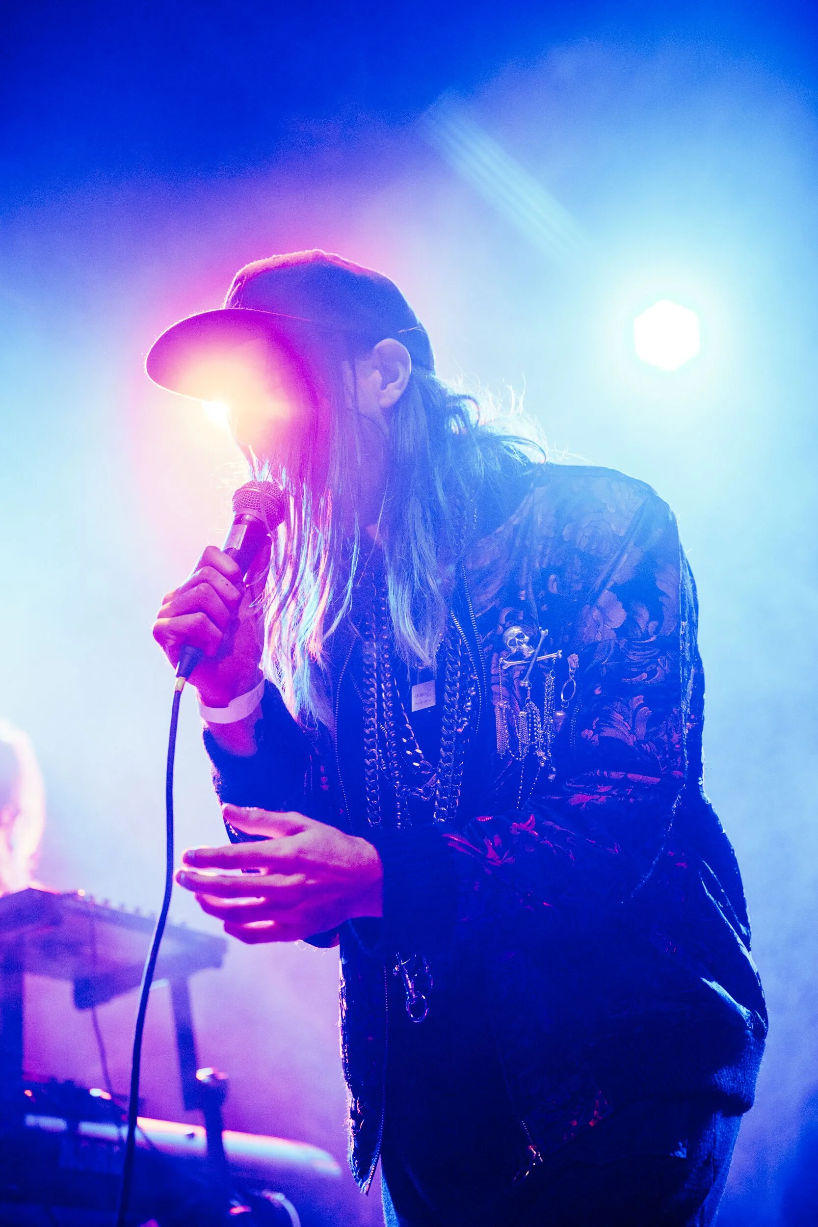 Young & Sick "Jet Black Heart"