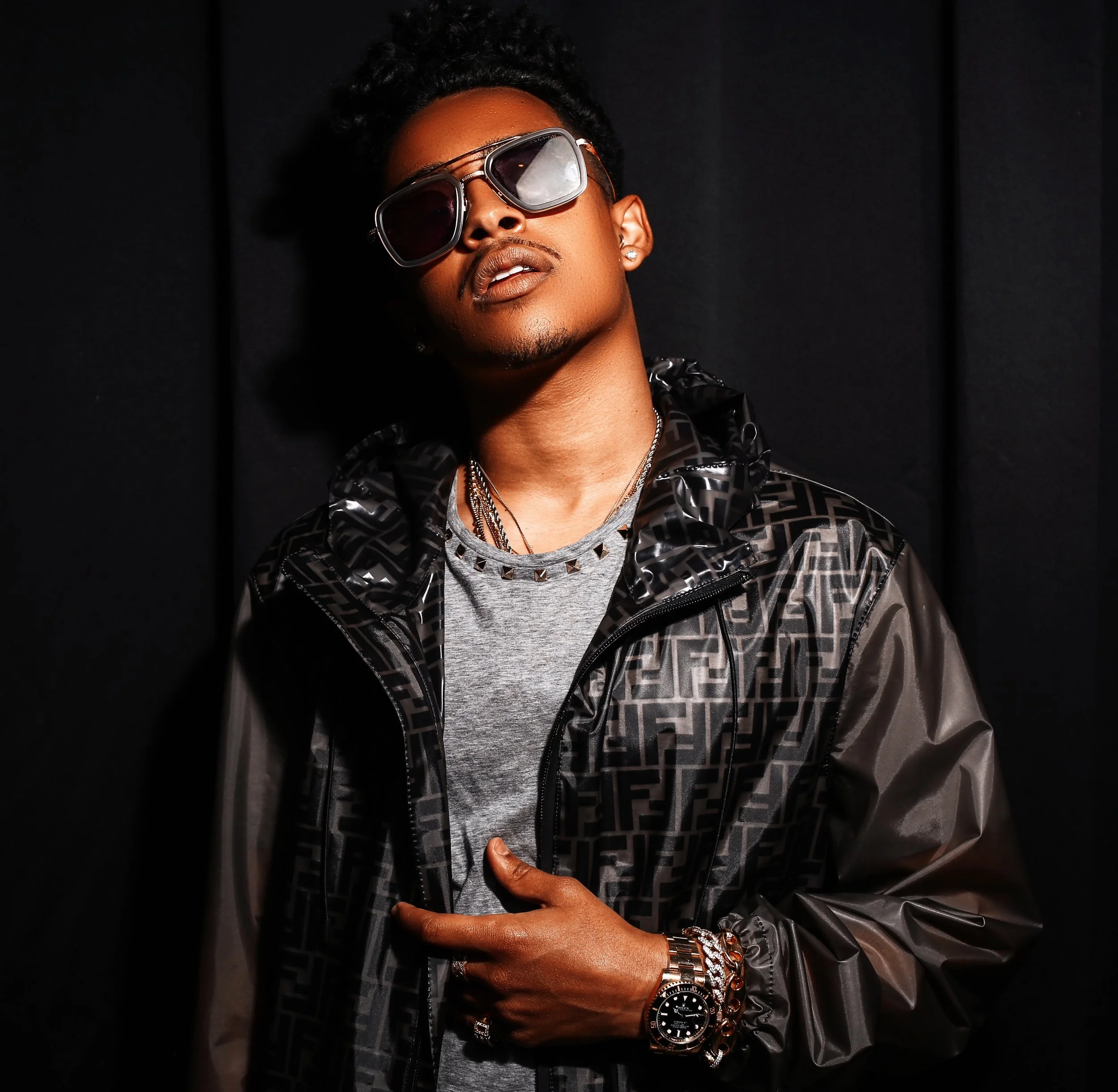 “PERFECT WORLD” | PRINCETON PEREZ MAKES RECORDS FOR CONCERTS