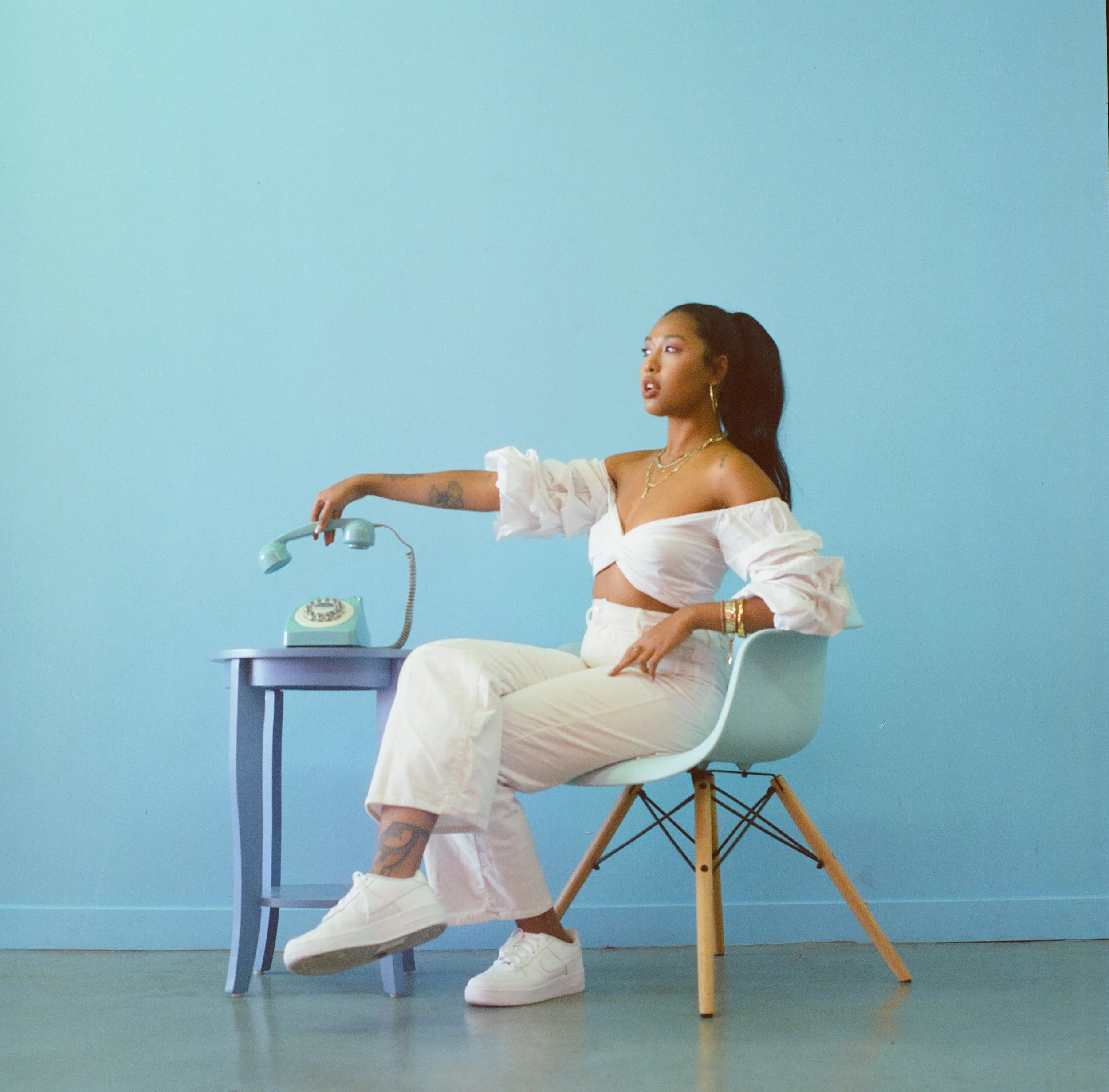 Flaunt Premiere | SATICA "dear april, ily"