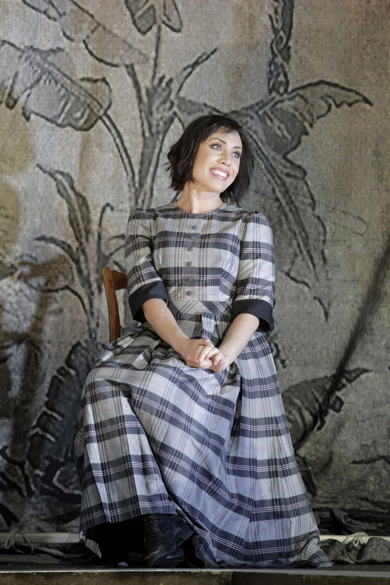 LA Opera's "La Bohéme" is a Portrait of Desperation and Hope
