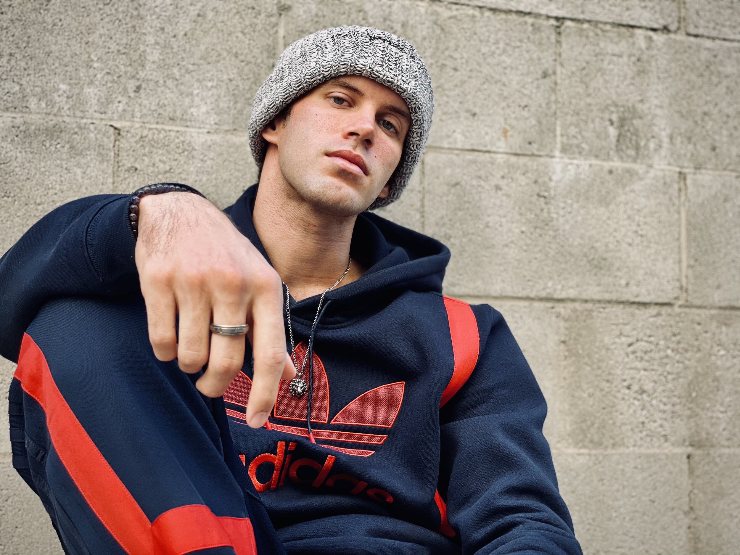 Dylan Bernard | New Single “Writer’s Block” & Finding His Sound