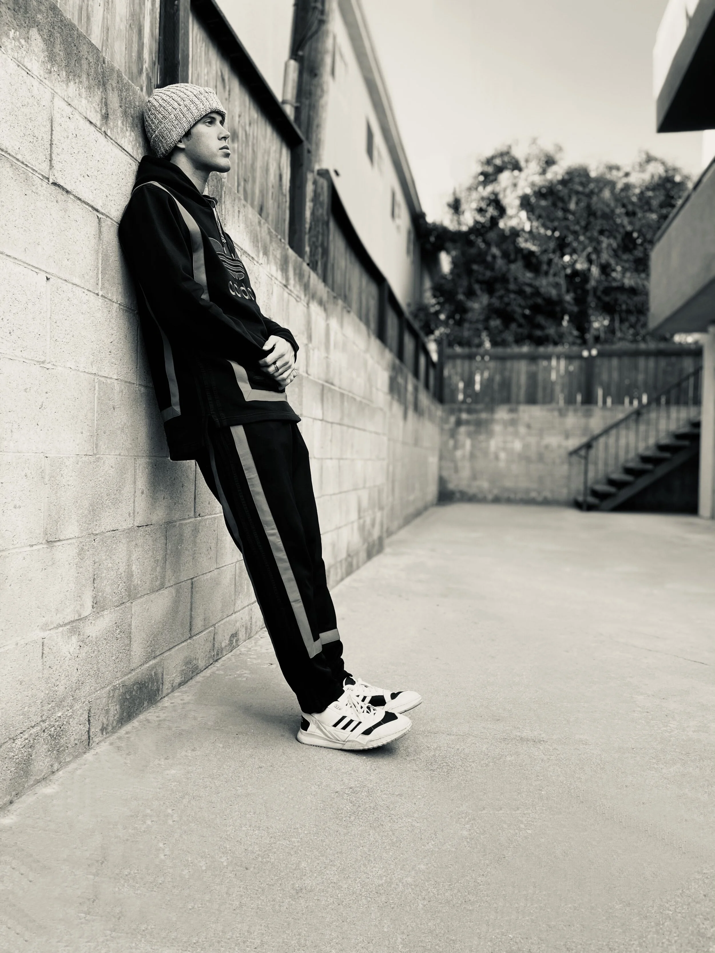 Dylan Bernard | New Single “Writer’s Block” & Finding His Sound