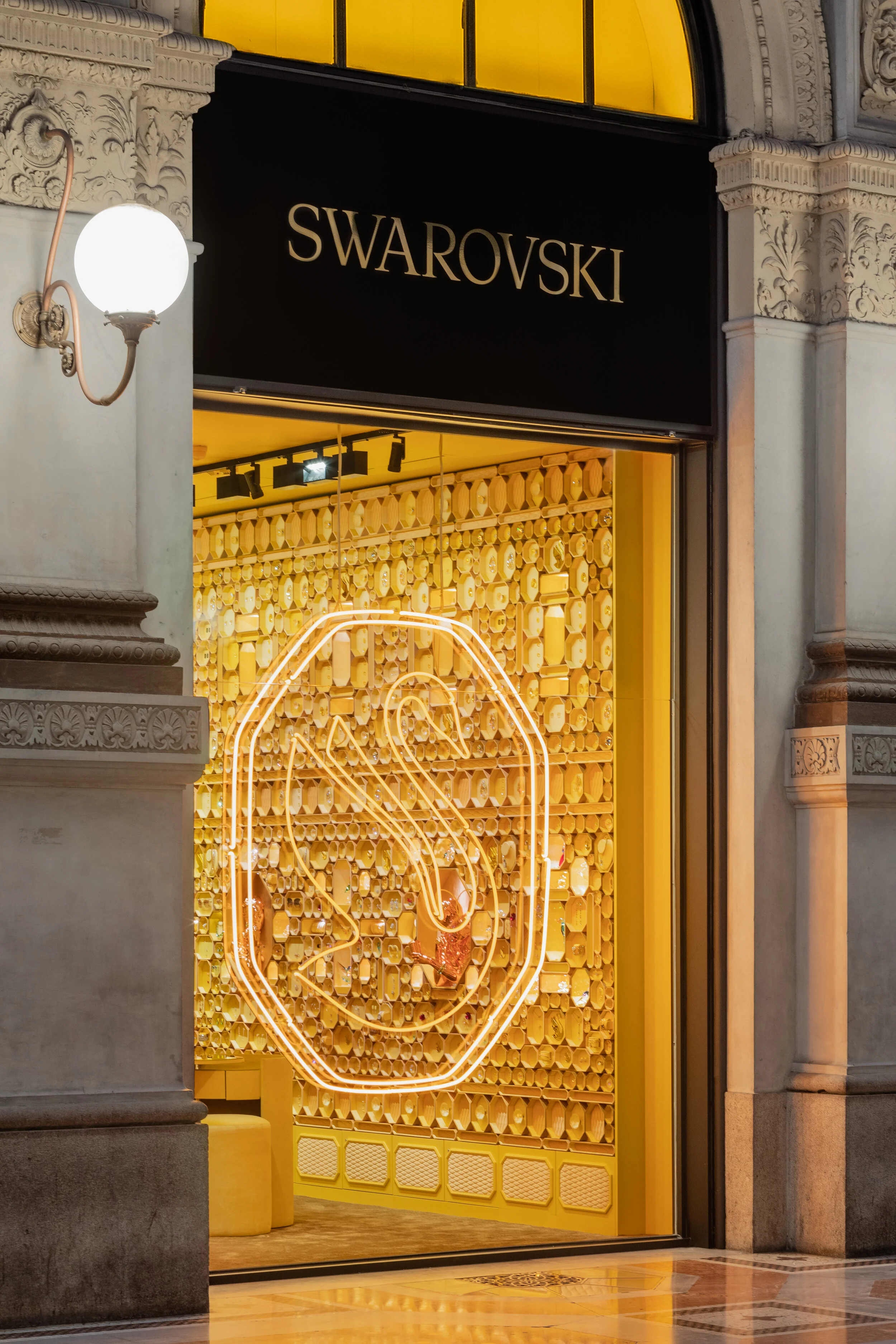 SWAROVSKI | The Swan takes Flight