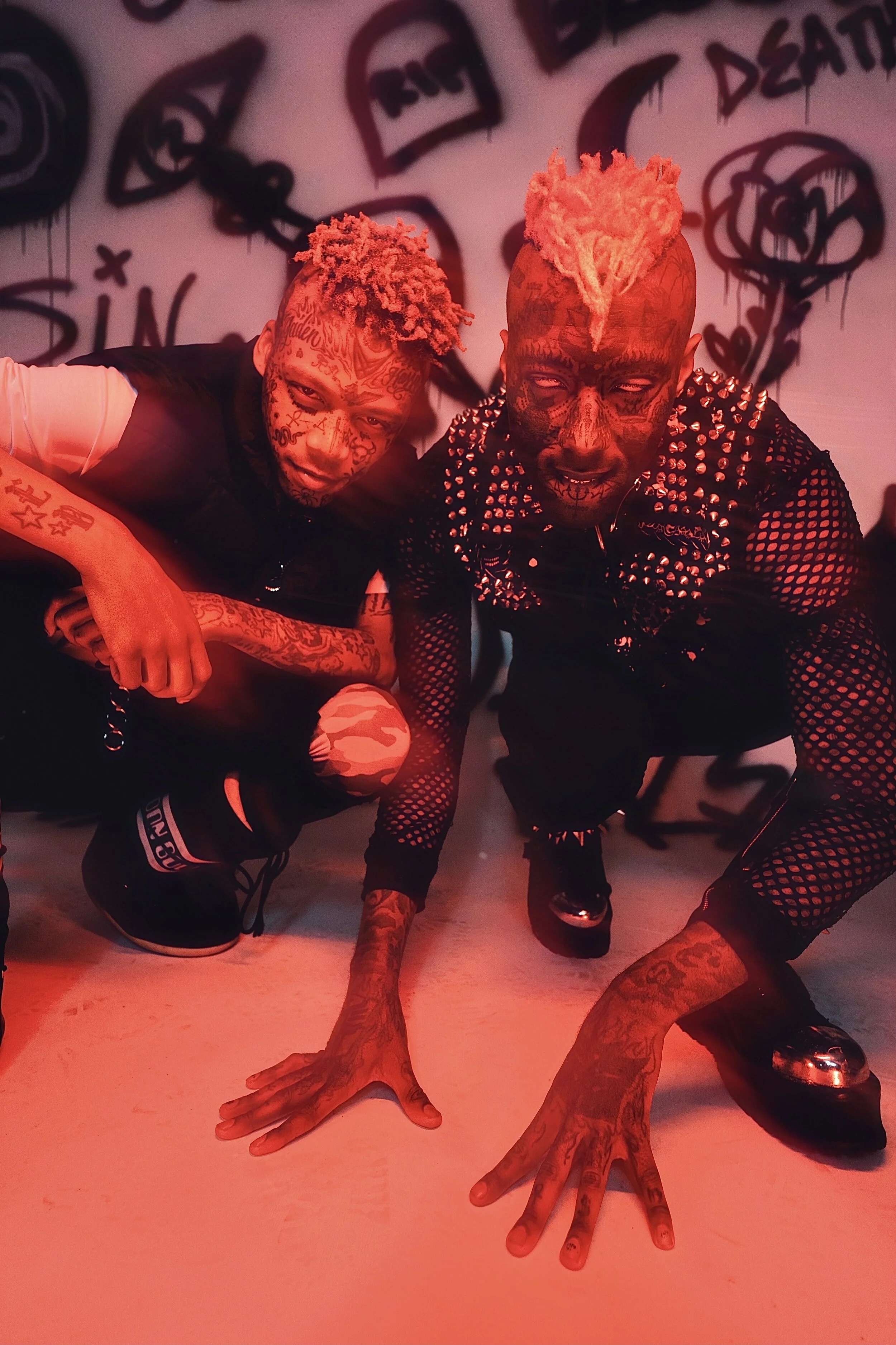 Bad Neighbors | Debut ‘Flowers She Burned’ EP & “Skinny Jeans” Visual