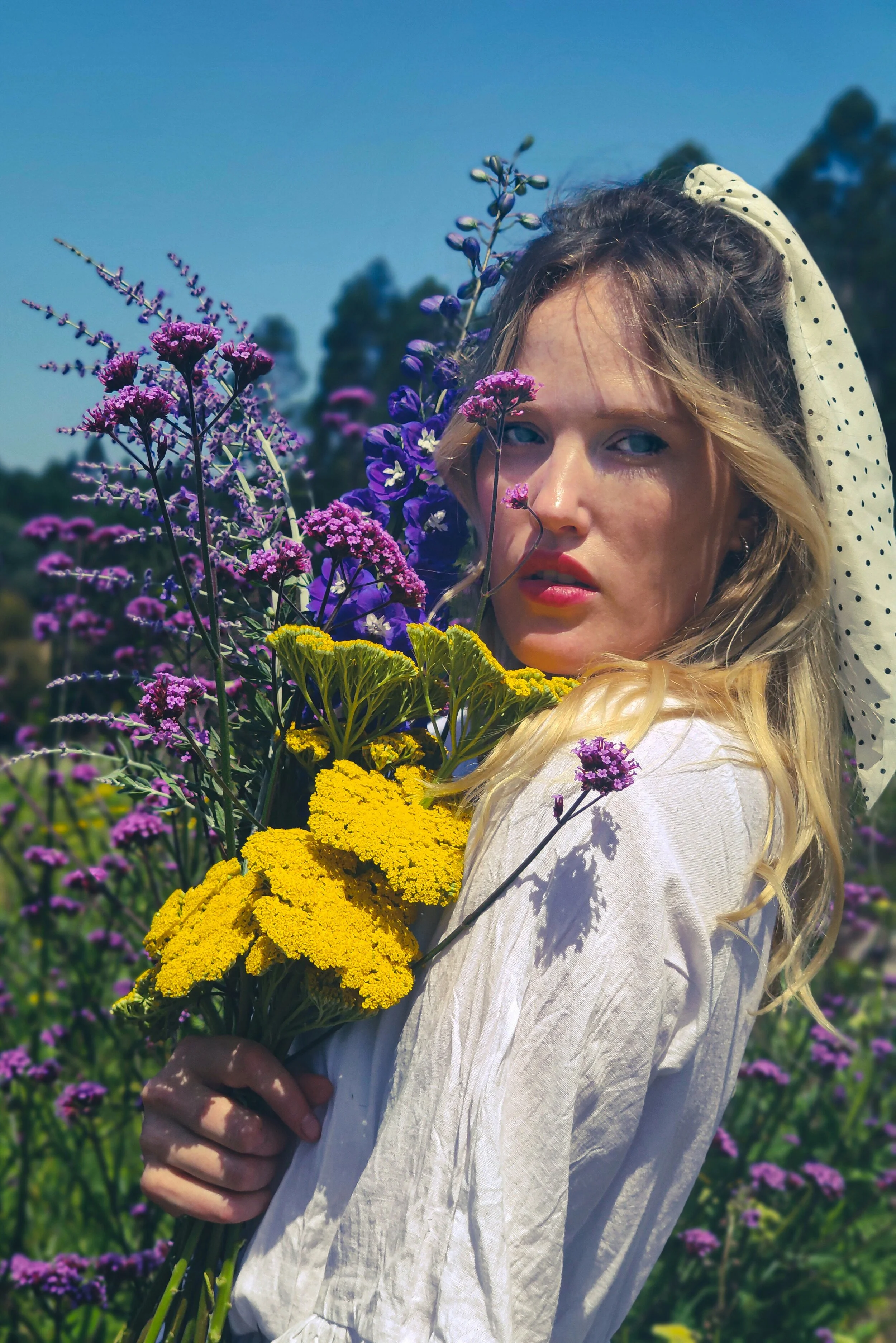 Betsy | New EP & Her Modern Portugal Diary