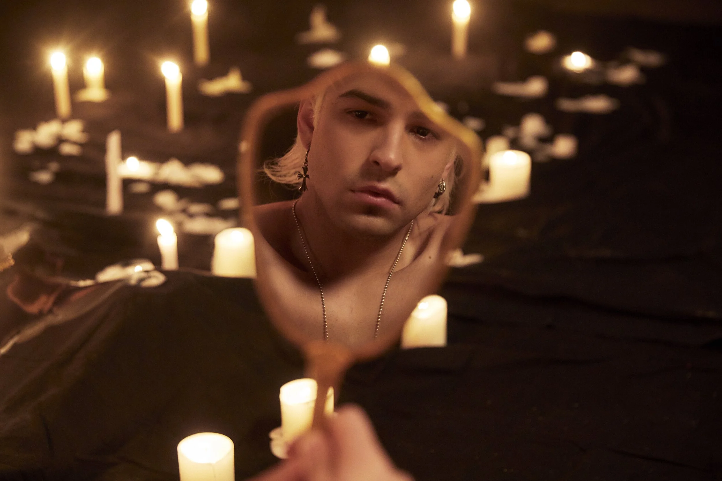 Seb Torgus | Aw 90’s Heartthrob in New Visual “RUSH”