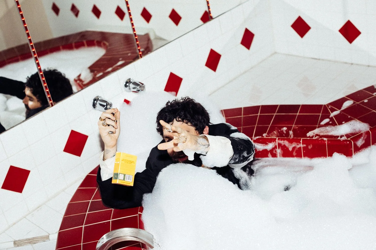 Desure Releases Threads From Upcoming Ep Still Blue