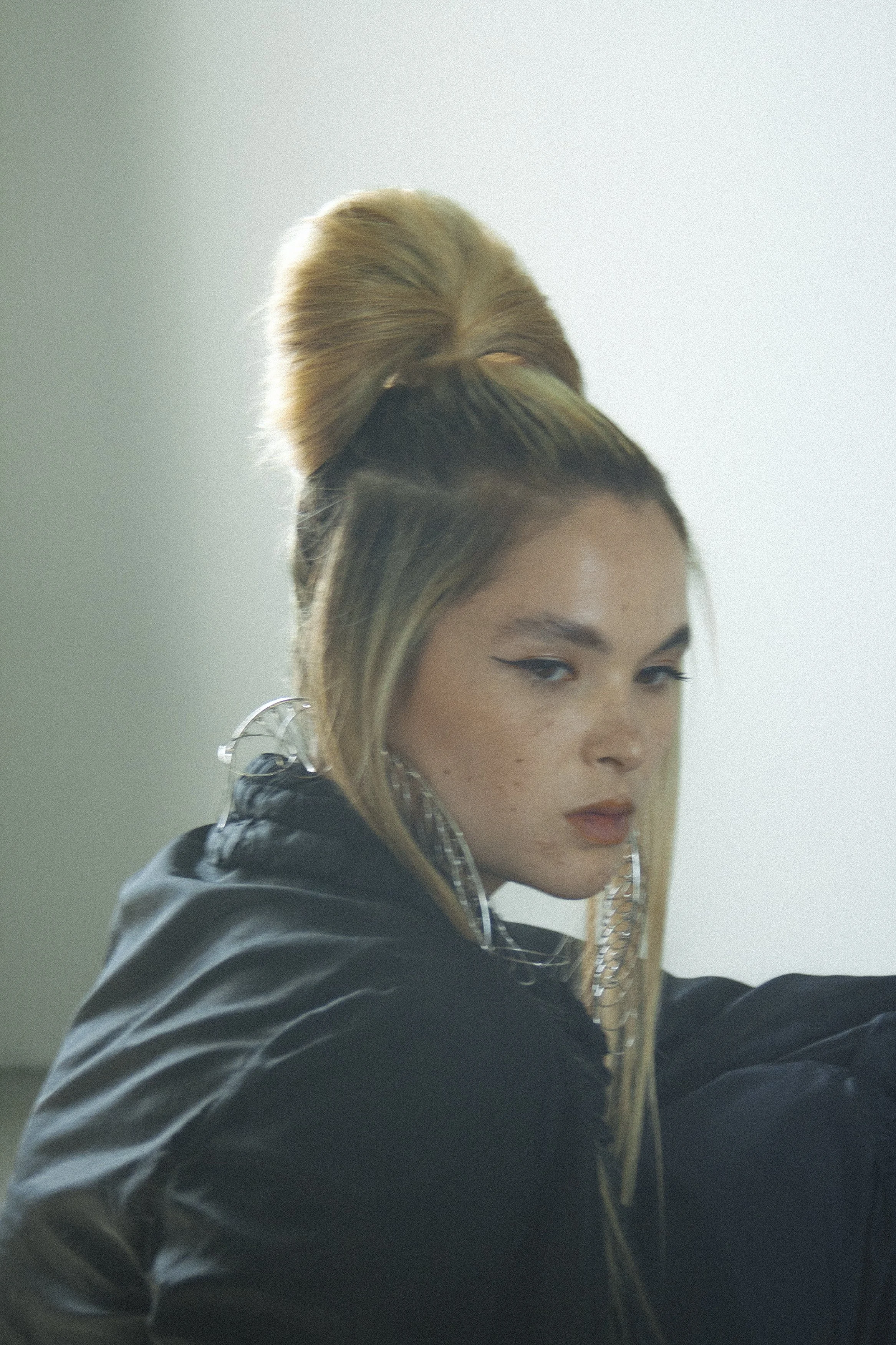 Saya Gray | ‘19 Masters’ LP Debut